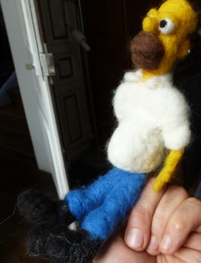 Homer Simpson felt finger puppet | Felt.Buzz